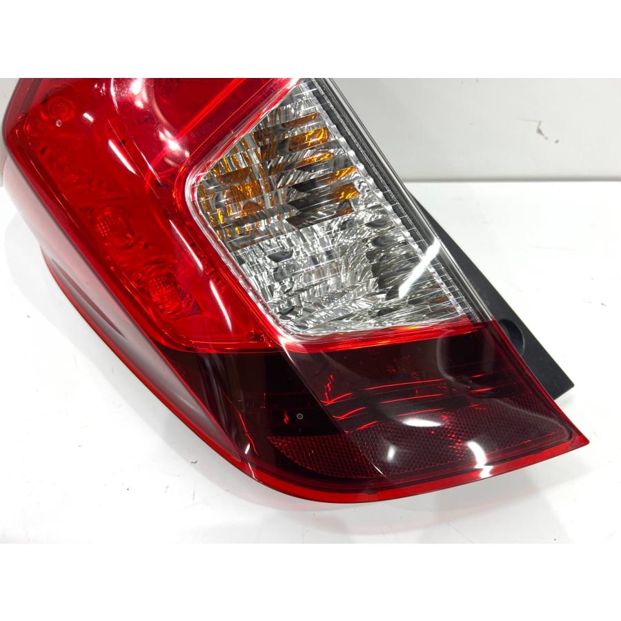 【良品】 フィット GK3 純正テールライト 左 STANLEY W1696 （33A-62） : Reパーツ - 通販 - Yahoo!ショッピング