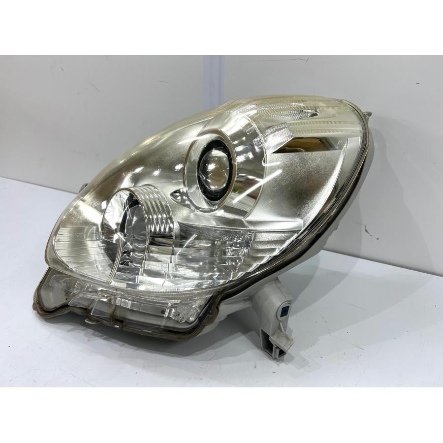 パッソ KGC30 後期 純正ハロゲンヘッドライト 左 KOITO 100-51399・81170-B1190 （35A-10） : Re ...