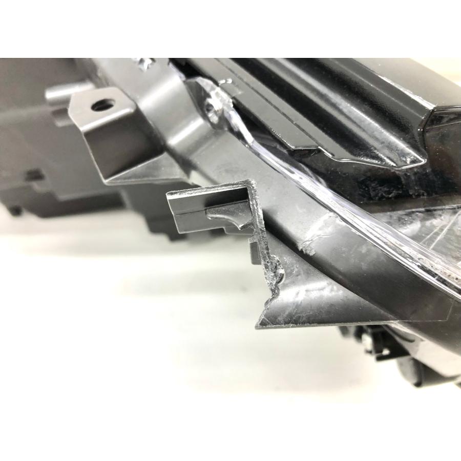 トヨタ オーリス 180系 ZRE186/NZE181 後期 純正 ヘッドランプ 左 LED ICHIKOH12-600 81130 ...
