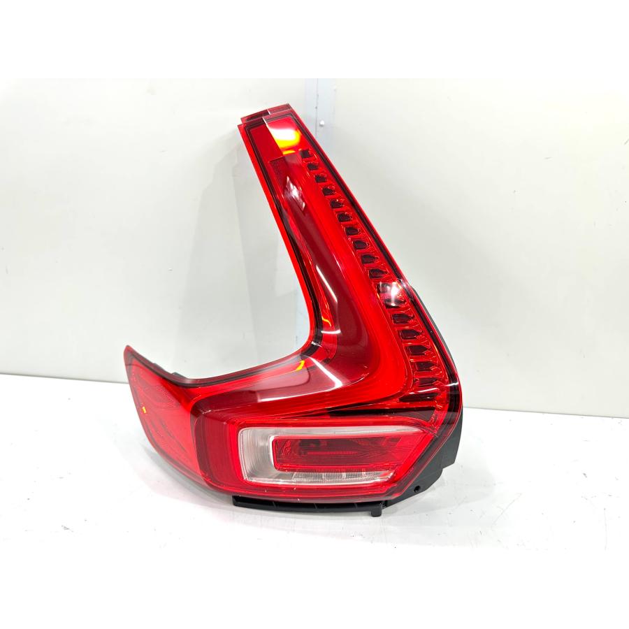 ボルボ XC40 XB系 純正テールライト 左 31446790 （54A-68） : Reパーツ - 通販 - Yahoo!ショッピング