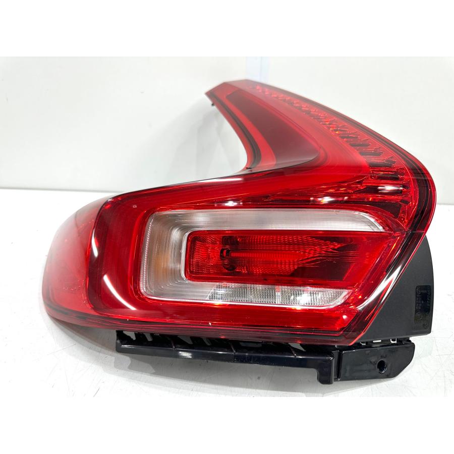 ボルボ XC40 XB系 純正テールライト 左 31446790 （54A-68） : Reパーツ - 通販 - Yahoo!ショッピング