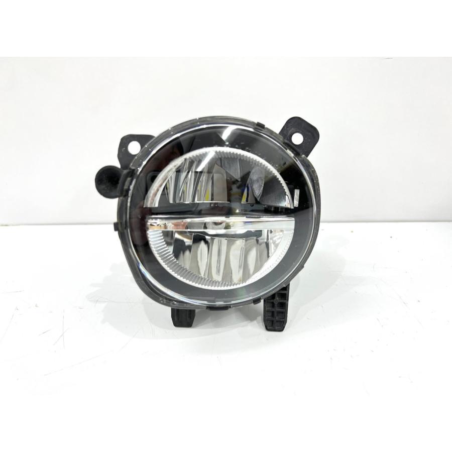 BMW 3シリーズ F30/F31 純正LEDフォグライト 左 52007766/81548001 （60A-35） : Reパーツ - 通販 ...