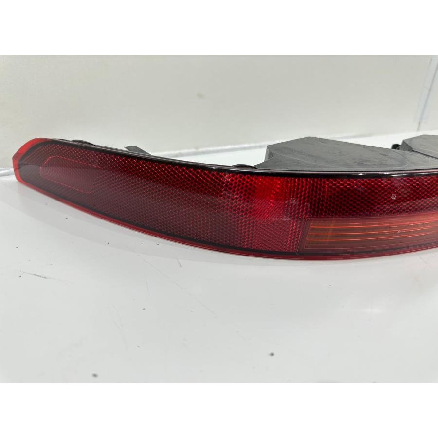 アウディ Q7 4M 純正テールライト左右セット 4M0945095/4M0945096 （61A-7） : Reパーツ - 通販 ...