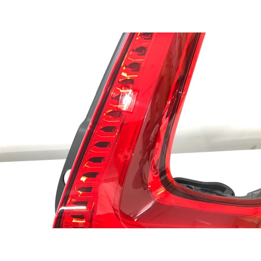 VOLVO ボルボ XC40 XB系 純正 テールランプ 右 31446791（69A-87m） : Reパーツ - 通販 - Yahoo ...