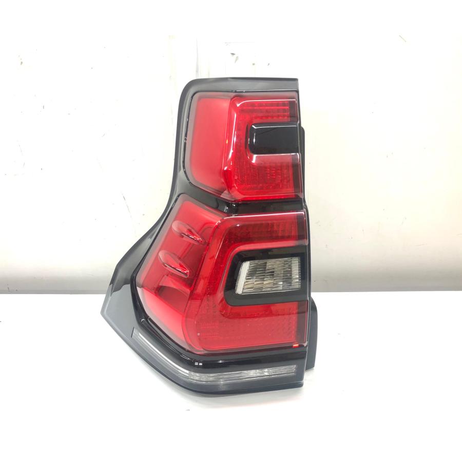 ♪良品♪ランドクルーザー プラド TRJ150W 後期 純正 テールランプ 左 STANLEY60-268 81561-60C30（86A ...