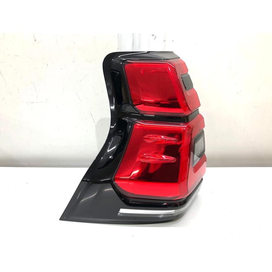 ♪良品♪ランドクルーザー プラド TRJ150W 後期 純正 テールランプ 左 STANLEY60-268 81561-60C30（86A ...