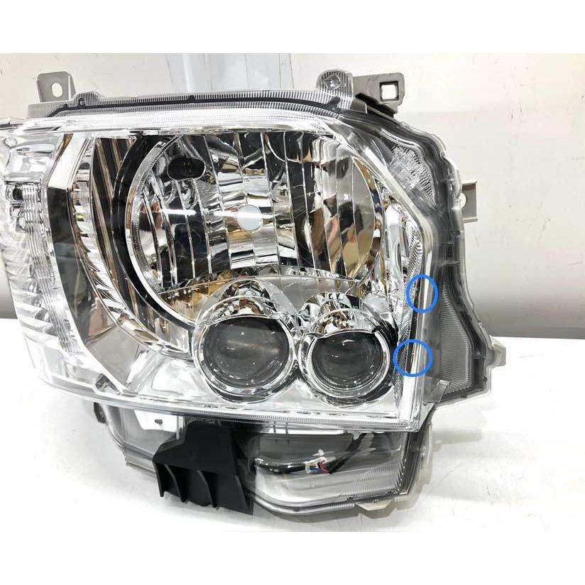 ♪小傷♪ハイエース 200系 4/5/6型 純正 ヘッドランプ 右 LED 81145-26842 KOITO26-137 刻印84（91A ...