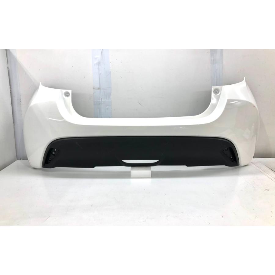 トヨタ ヤリス MXPA10/MXPH10/KSP210 純正 リアバンパー 52159-K0010 パール（B48-76m） : Reパーツ ...