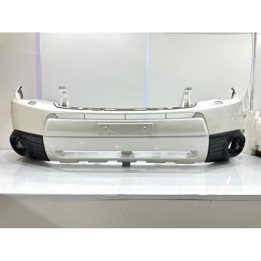 フォレスター SH5/SH9/SHJ 後期 純正フロントバンパー パール 57704SC000 （B64-31） : Reパーツ - 通販 ...