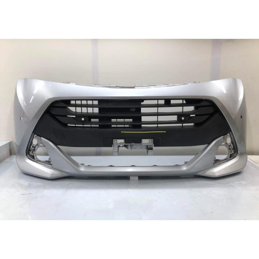 トヨタ タンクカスタム M900A 純正 フロントバンパー 52119-B1300 52119-B1370 シルバー（B93-31m ...