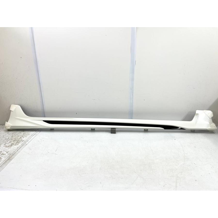 【未使用・モデリスタ】プリウス ZVW50 サイドステップ 右 パール070 D2530-50110-A0 （G20-35） : Reパーツ ...
