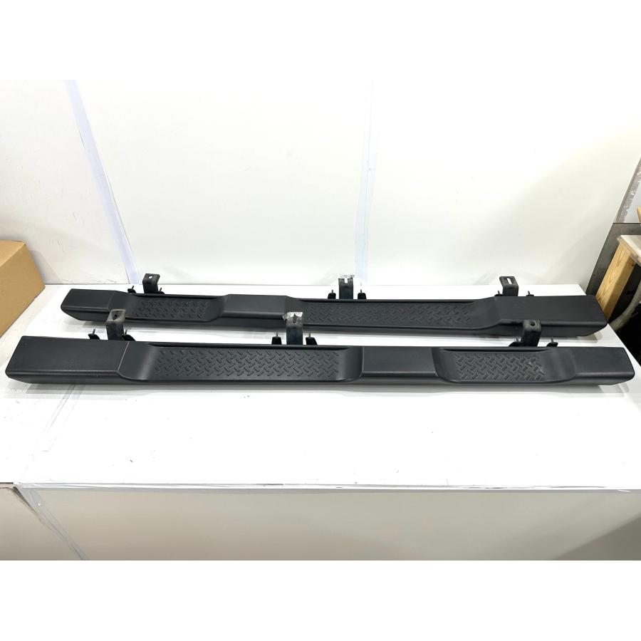 Jeep ラングラー JK 純正サイドステップ 左右セット 55397415AD/55397414AD （G26-14） : Reパーツ ...