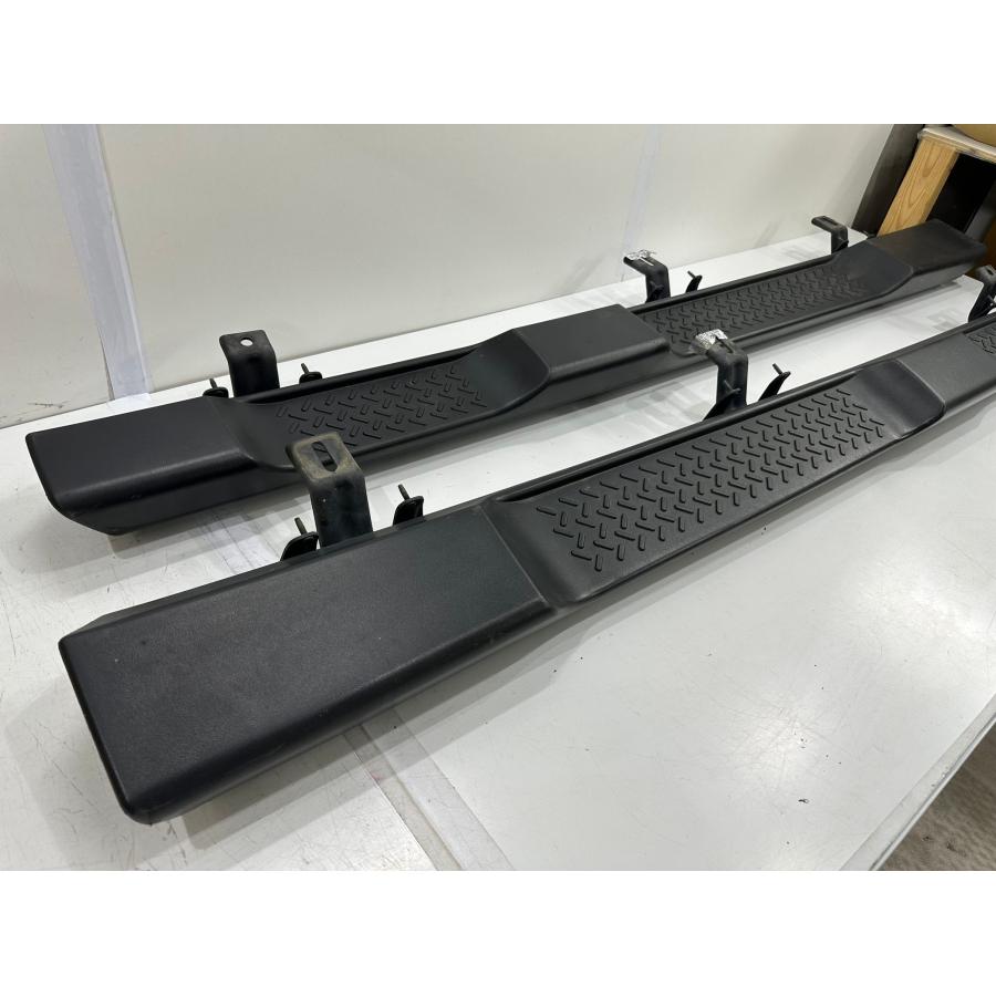 Jeep ラングラー JK 純正サイドステップ 左右セット 55397415AD/55397414AD （G26-14） : Reパーツ ...