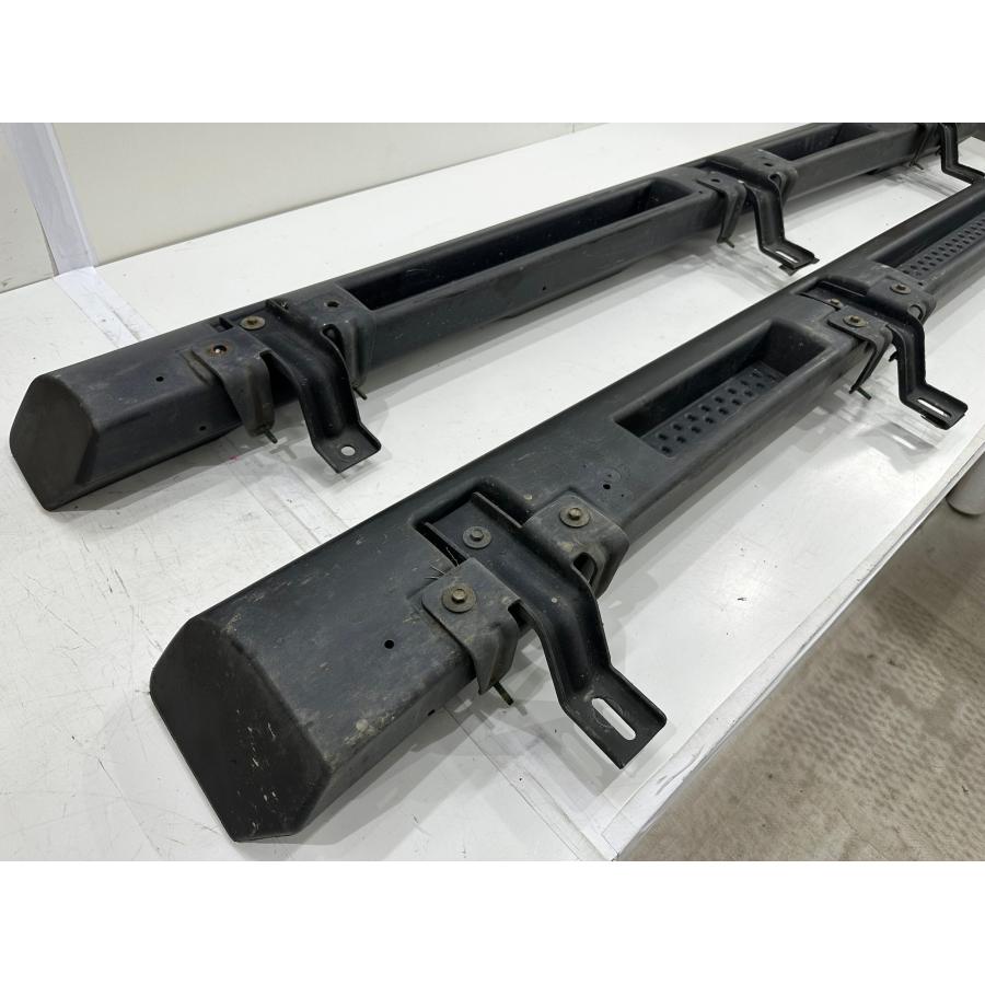 Jeep ラングラー JK 純正サイドステップ 左右セット 55397415AD/55397414AD （G26-14） : Reパーツ ...
