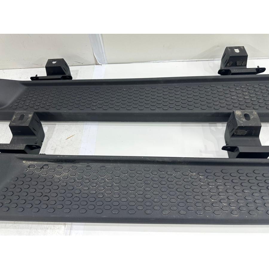 Jeep ラングラー JL 純正サイドステップ左右セット 68292904AF/68292907AF （G29-76） : Reパーツ ...