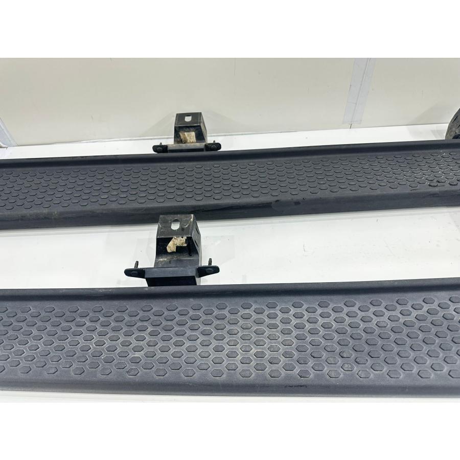 Jeep ラングラー JL 純正サイドステップ左右セット 68292904AF/68292907AF （G29-89） : Reパーツ ...