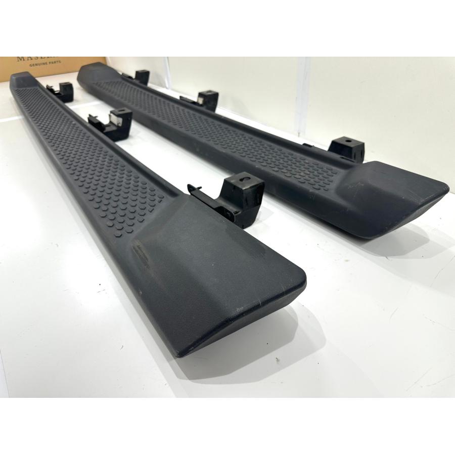 Jeep ラングラー JL 純正サイドステップ左右セット 68292904AF/68292907AF （G29-90） : Reパーツ ...