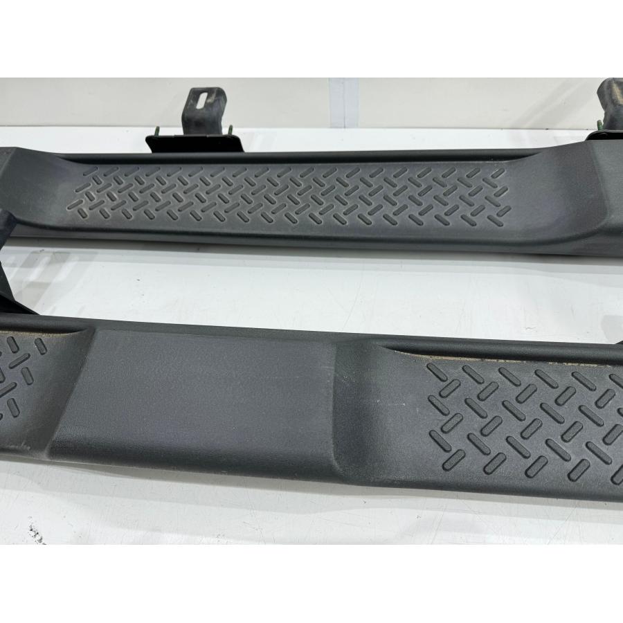 Jeep ラングラー JK 純正サイドステップ 左右セット 4ドア用 55397415AD/55397414AD （G45-50） : Re ...