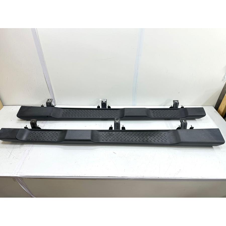 Jeep ラングラー JK 純正サイドステップ 左右セット 4ドア用 55397415AD/55397414AD （G45-51） : Re ...