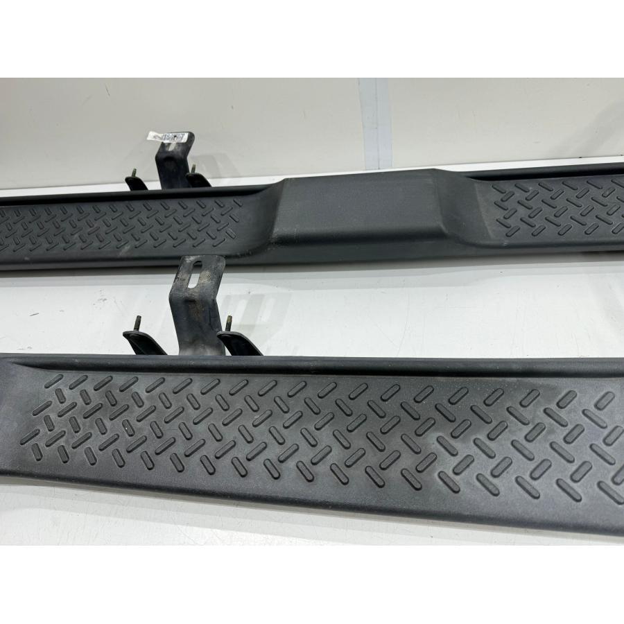 Jeep ラングラー JK 純正サイドステップ 左右セット 4ドア用 55397415AD/55397414AD （G45-51） : Re ...