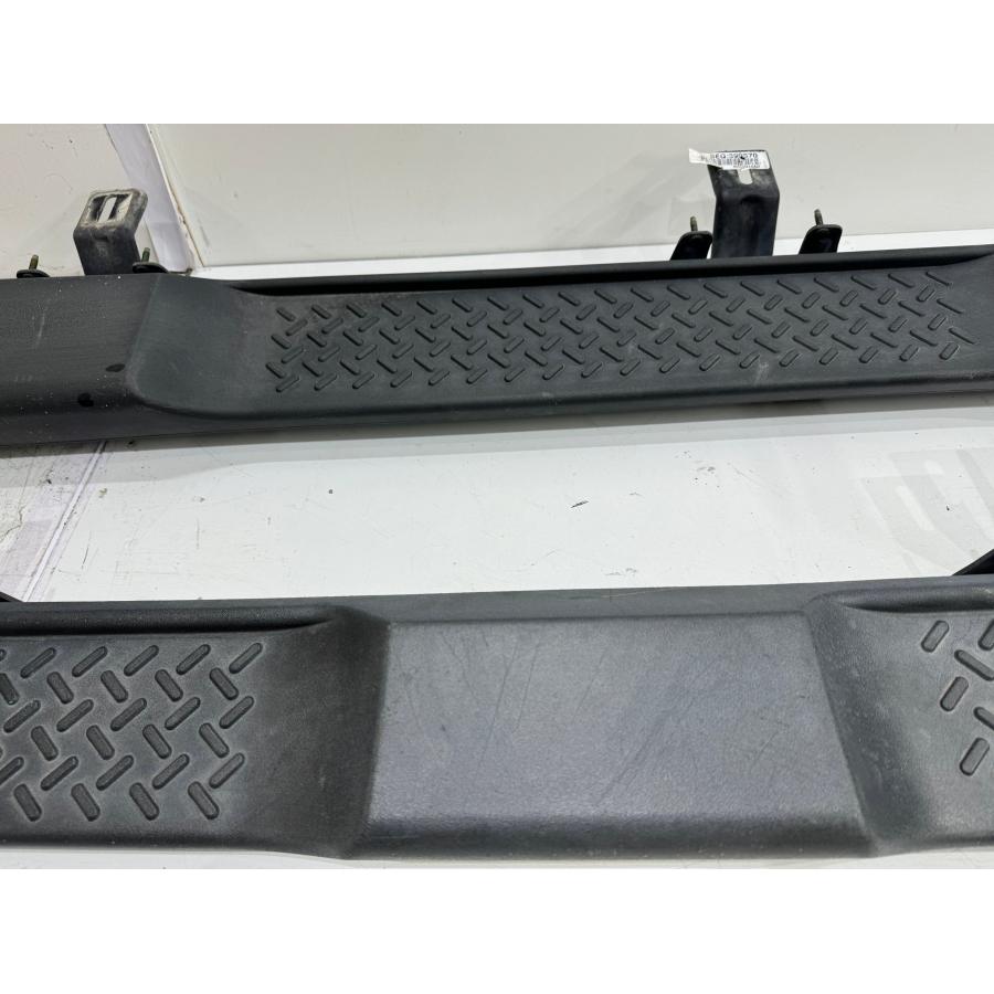 Jeep ラングラー JK 純正サイドステップ 左右セット 4ドア用 55397415AD/55397414AD （G45-51） : Re ...