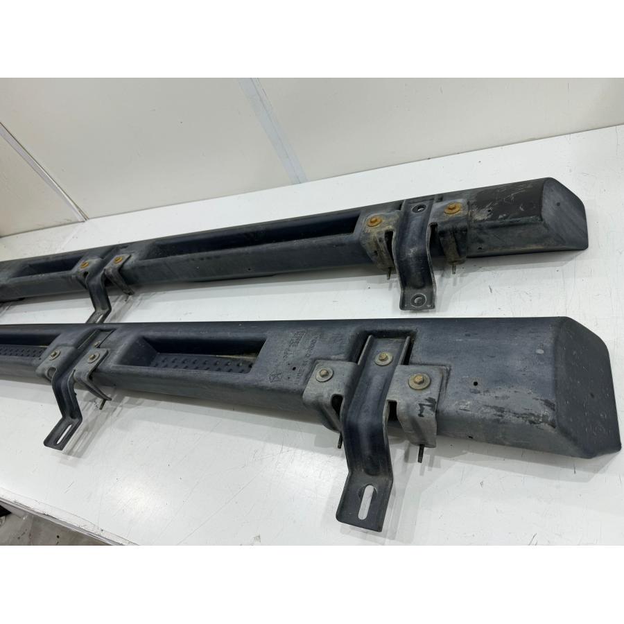 Jeep ラングラー JK 純正サイドステップ 左右セット 4ドア用 55397415AD/55397414AD （G45-51） : Re ...