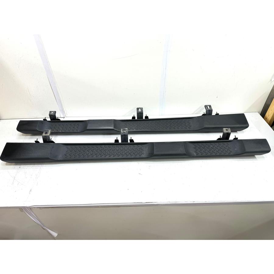 Jeep ラングラー JK 4ドア用 純正サイドステップ 左右セット 55397415/55397414 （G45-85） : Reパーツ - 通販 - Yahoo!ショッピング