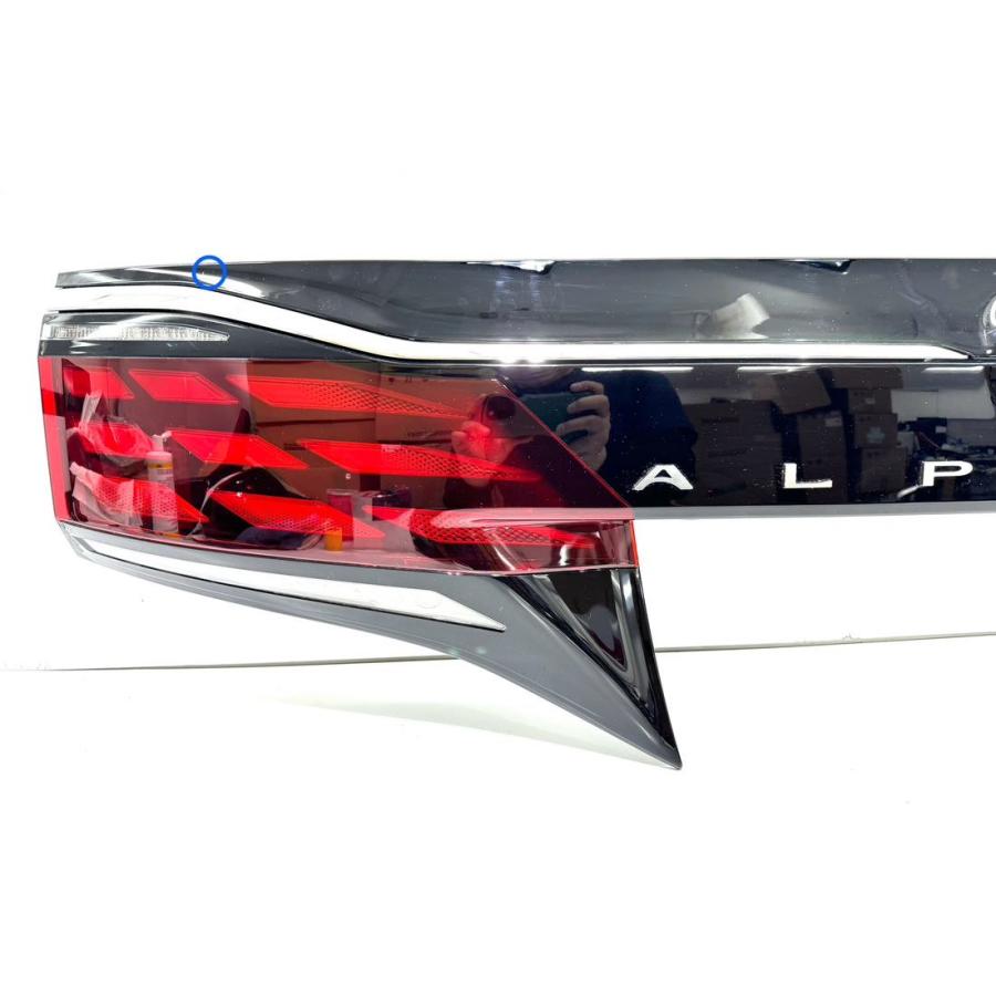 トヨタ アルファード AGH40W AGH45W 純正 リアガーニッシュ 左右 テールライト 内側 76801-V2010 （G46-22） : Reパーツ - 通販 - Yahoo!ショッピング