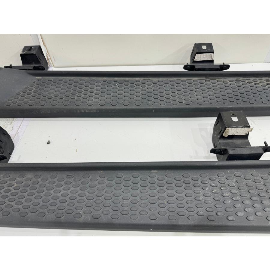 Jeep ラングラー JL36 純正サイドステップ 左右セット 68292906AF/68292907AF（G51-15） : Reパーツ ...