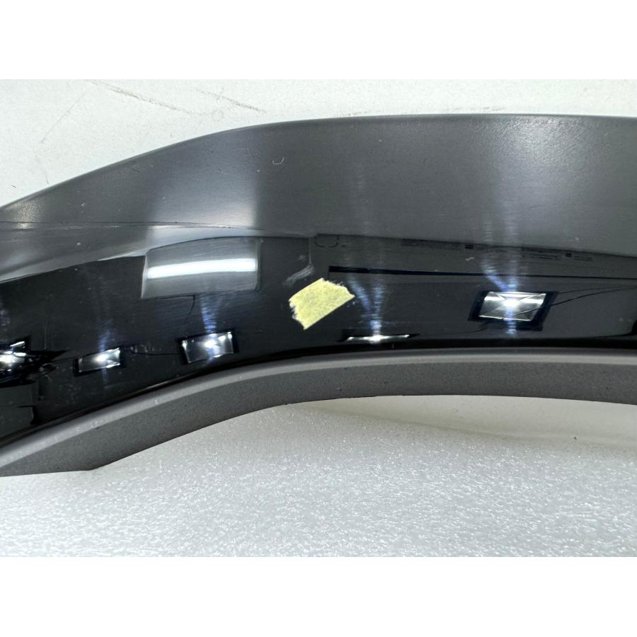 ランボルギーニ/ウルス 純正リアアーチモール 右 黒 4ML854820 （G56-2） : g56-2 : Reパーツ - 通販 - Yahoo!ショッピング