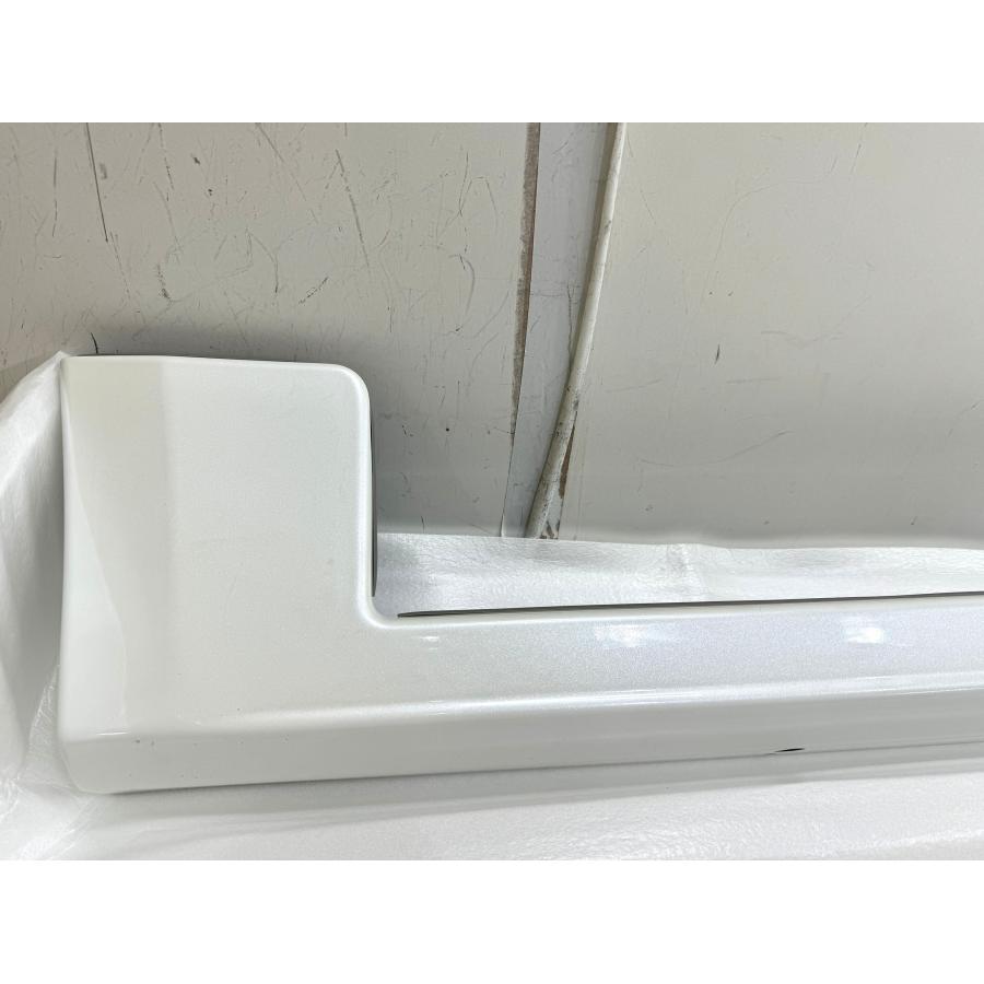 【未使用・モデリスタ】200系 ハイエース 標準 サイドスカート 右 パール070 D2611-21010-A1 （G58-73） : g58-73 : Reパーツ - 通販 - Yahoo ...