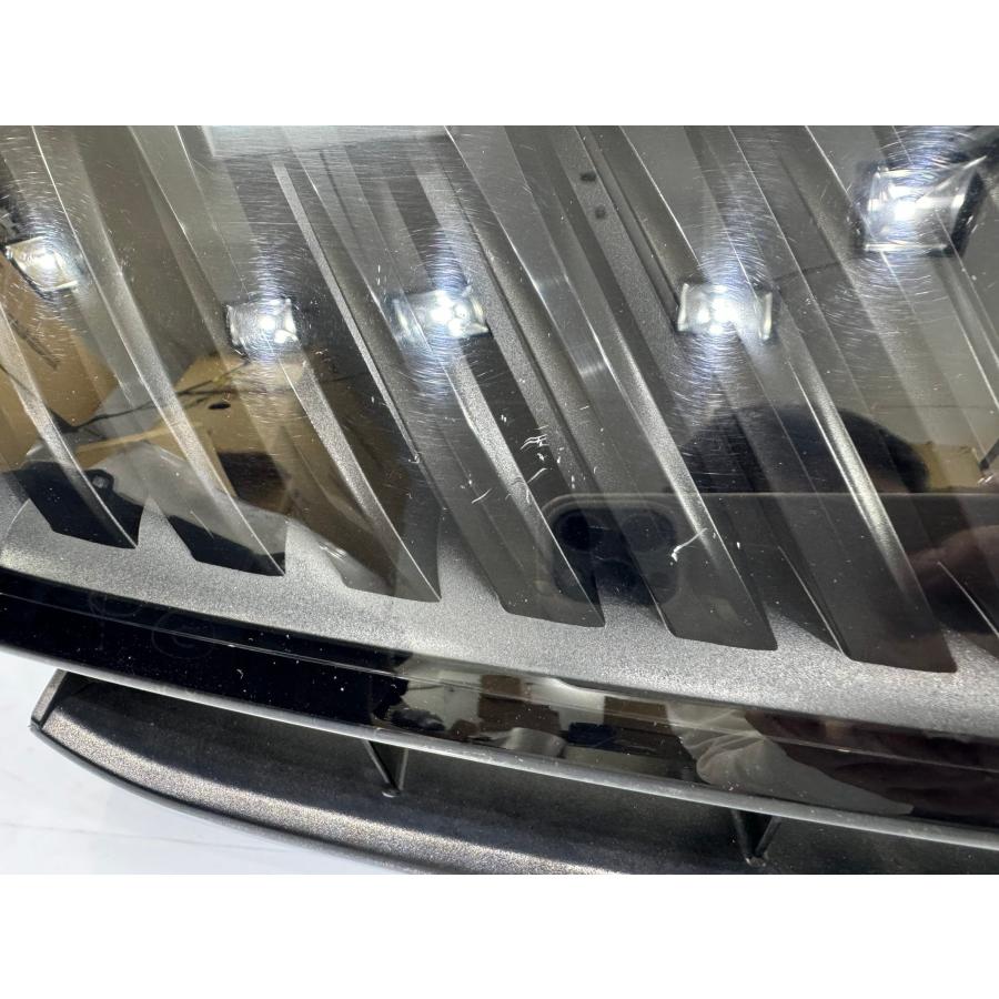 ハリアー ZSU60W 前期 純正フロントグリル・レーダーエンブレム付 53114-48050/53141-48040 （G63-32 ...