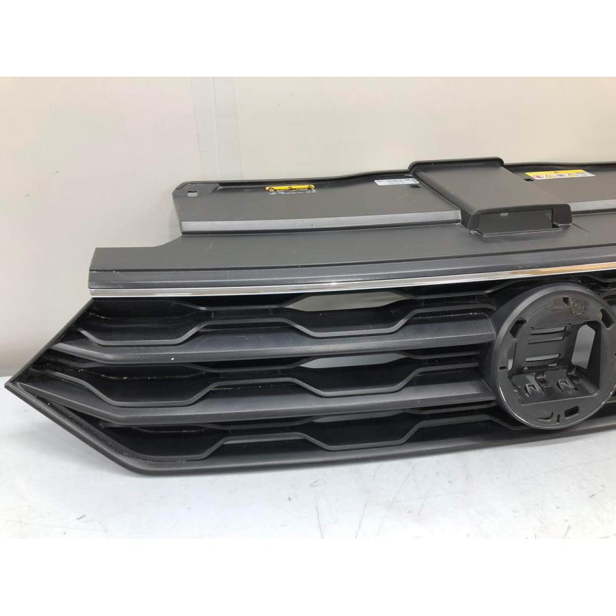 VW フォルクスワーゲン T-ROC A1DFF 前期 純正 フロントグリル 2GA 853 651 R （G81-2m） : Reパーツ ...