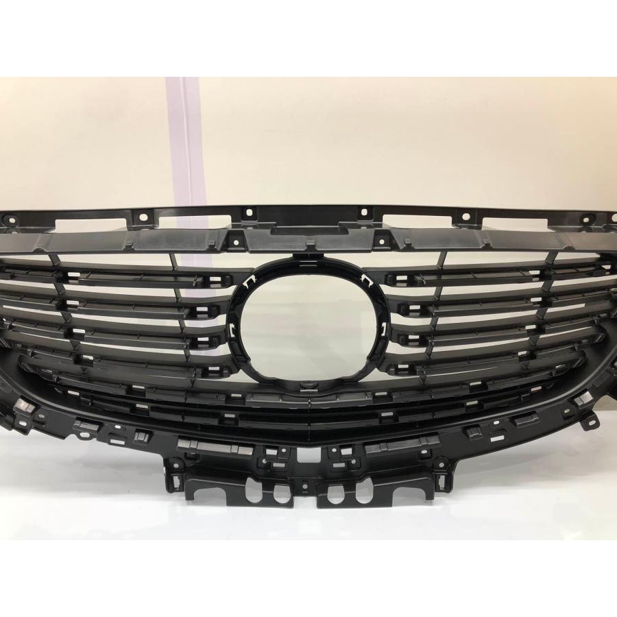 ♪未使用♪アテンザ GJ2HP/GJ2FP GJ系 中期 純正 フロントグリル G46L-50712（G81-35m） : Reパーツ - 通販 - Yahoo!ショッピング