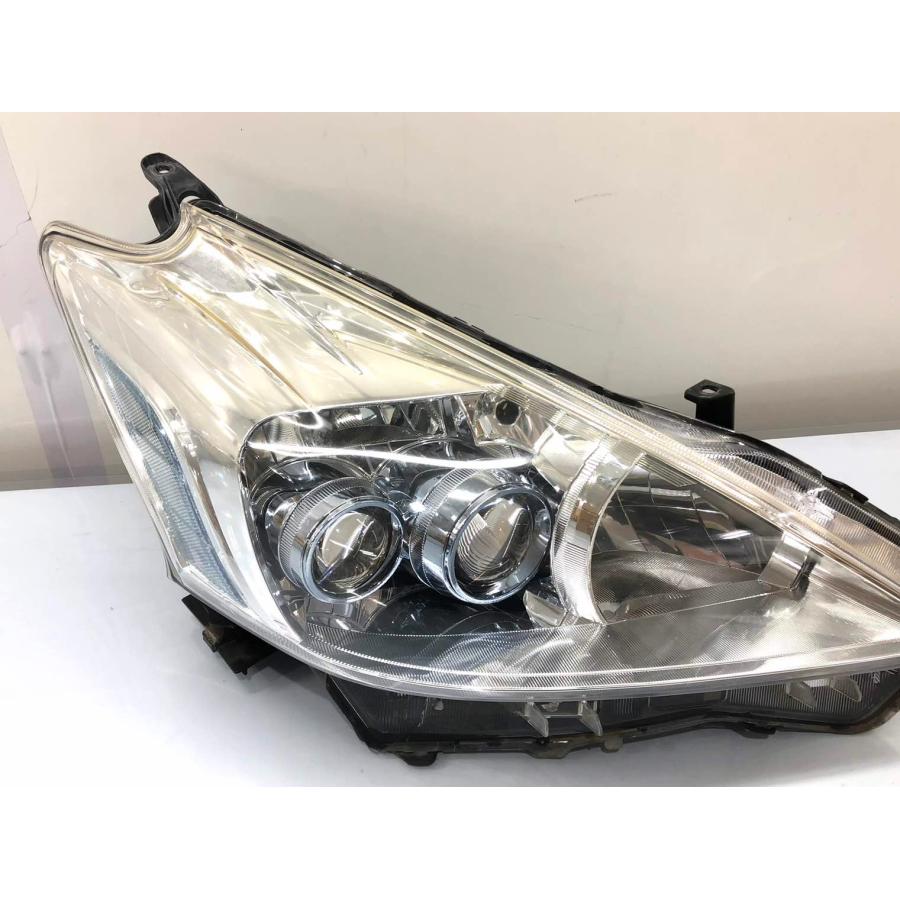 トヨタ プリウスα ZVW40 前期 純正 ヘッドランプ 右 LED KOITO47-42 刻印3（Z16-30m） : Reパーツ - 通販 ...