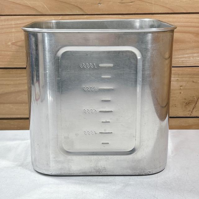 YUKIWA 【中古】YUKIWA/ユキワ 三宝産業 ステンレス 深型角キッチンポット SIZE:24 持ち手付き 目盛付き 2点セット ...