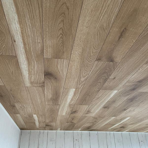 サンゲツ（SANGETSU） 壁紙 のり付き 木目 TH-32671 木目 もとの壁紙の上から貼れます。下敷きテープ付き 貼りやすく簡単 DIY (REROOM) : REROOM - 通販 ...