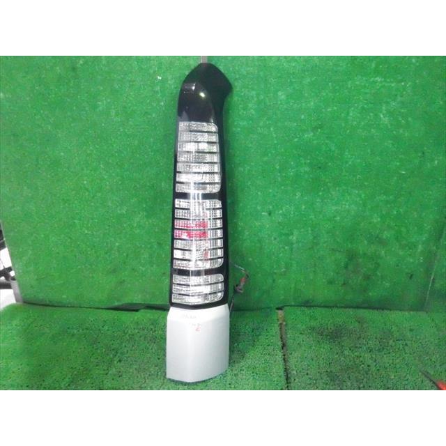 ステップワゴン UA-RF8 右テールランプ 33501-S7S-J01 1830222 : 自動車中古部品二興 - 通販 - Yahoo!ショッピング