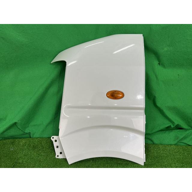 エブリィ ABA-DA64W 左フロントフェンダー カラーNo：Z7T 58611-68H00 20236554 : 002023655410700 : 自動車中古部品二興 - 通販 ...