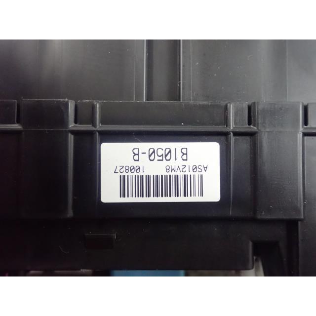 パッソ DBA-KGC30 ヒューズボックス R54 82600-B1050 : RETEX - 通販 - Yahoo!ショッピング