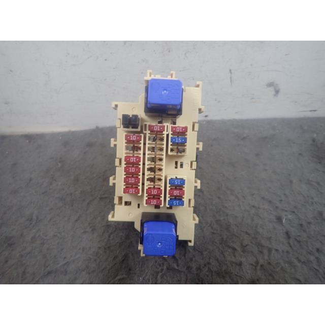 ノート DBA-E11 ヒューズボックス KAS : RETEX - 通販 - Yahoo!ショッピング