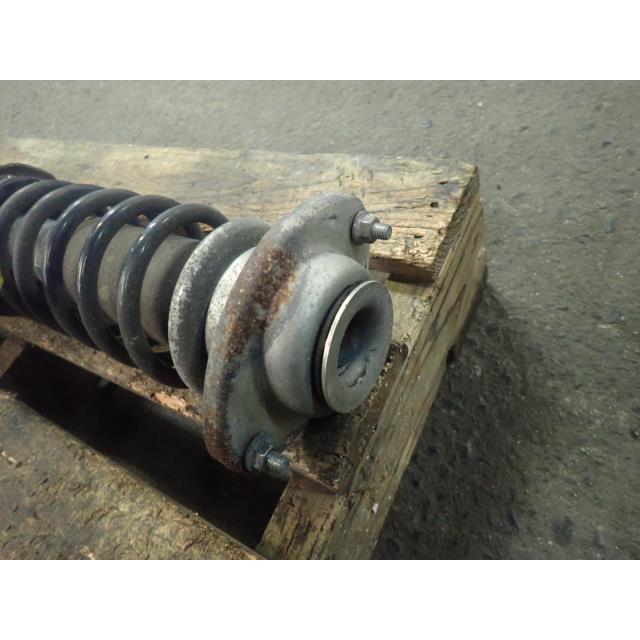 アルト DBA-HA24S 右フロントストラットASSY Z2S 41601-72J51 : RETEX - 通販 - Yahoo!ショッピング