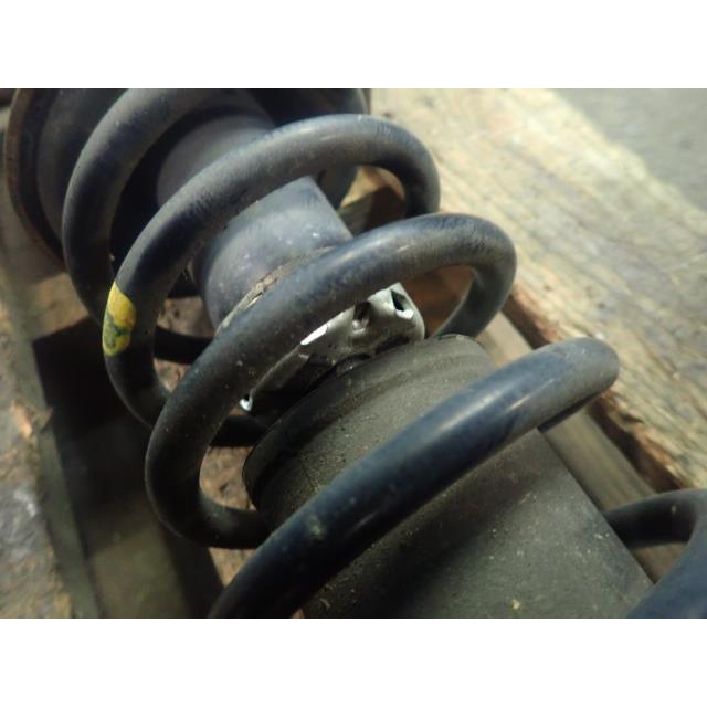 アルト DBA-HA24S 右フロントストラットASSY Z2S 41601-72J51 : RETEX - 通販 - Yahoo!ショッピング