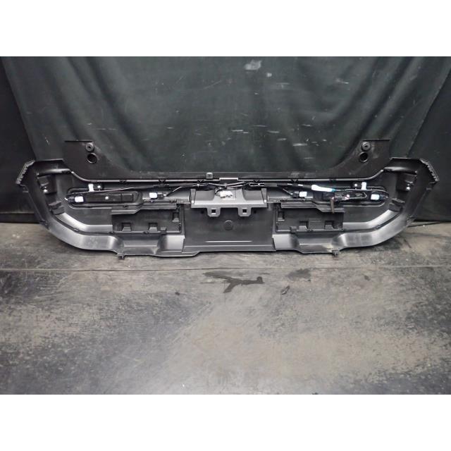 ハスラー 5AA-MR92S リアバンパーASSY ZJ3 71811-59S00-5PK : RETEX - 通販 - Yahoo!ショッピング