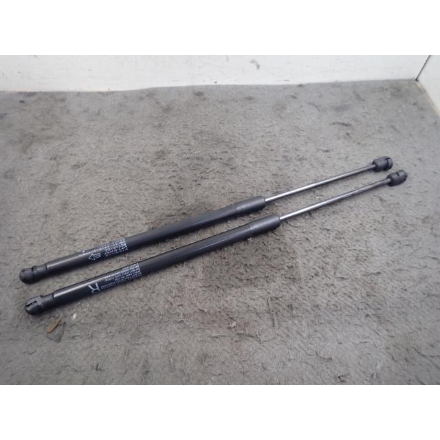 クロスビー 4AA-MN71S バックドアダンパー ZMV 81850-76R01 : RETEX - 通販 - Yahoo!ショッピング