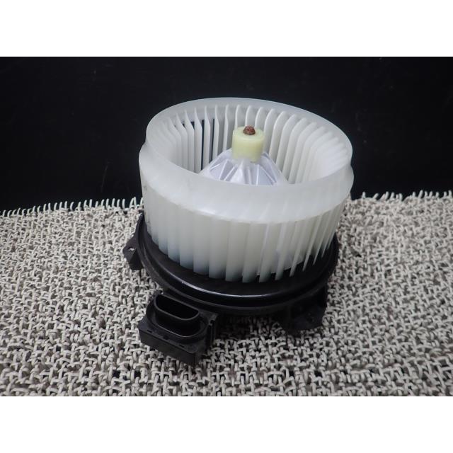 パッソ DBA-KGC30 ヒーターブロアモーター W16 88550-B4010 : RETEX - 通販 - Yahoo!ショッピング