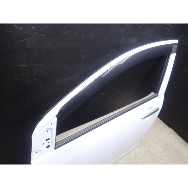 ピクシスエポック DBA-LA300A 左フロントドアASSY B73 67002-B2321 : 202411669013200 : RETEX - 通販 - Yahoo!ショッピング