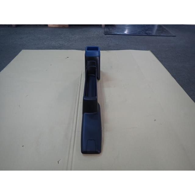 ハスラー 5AA-MR92S コンソールボックス D4E : RETEX - 通販 - Yahoo!ショッピング