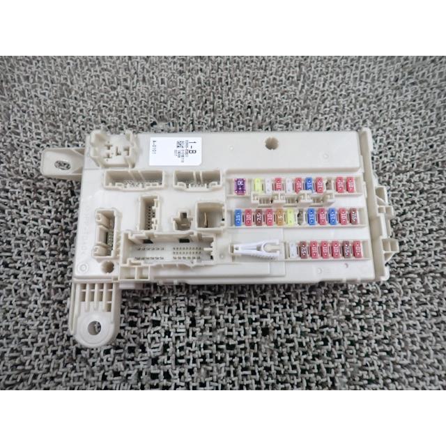 タント 6BA-LA650S ヒューズボックス B82 82600-B2B32 : RETEX - 通販 - Yahoo!ショッピング