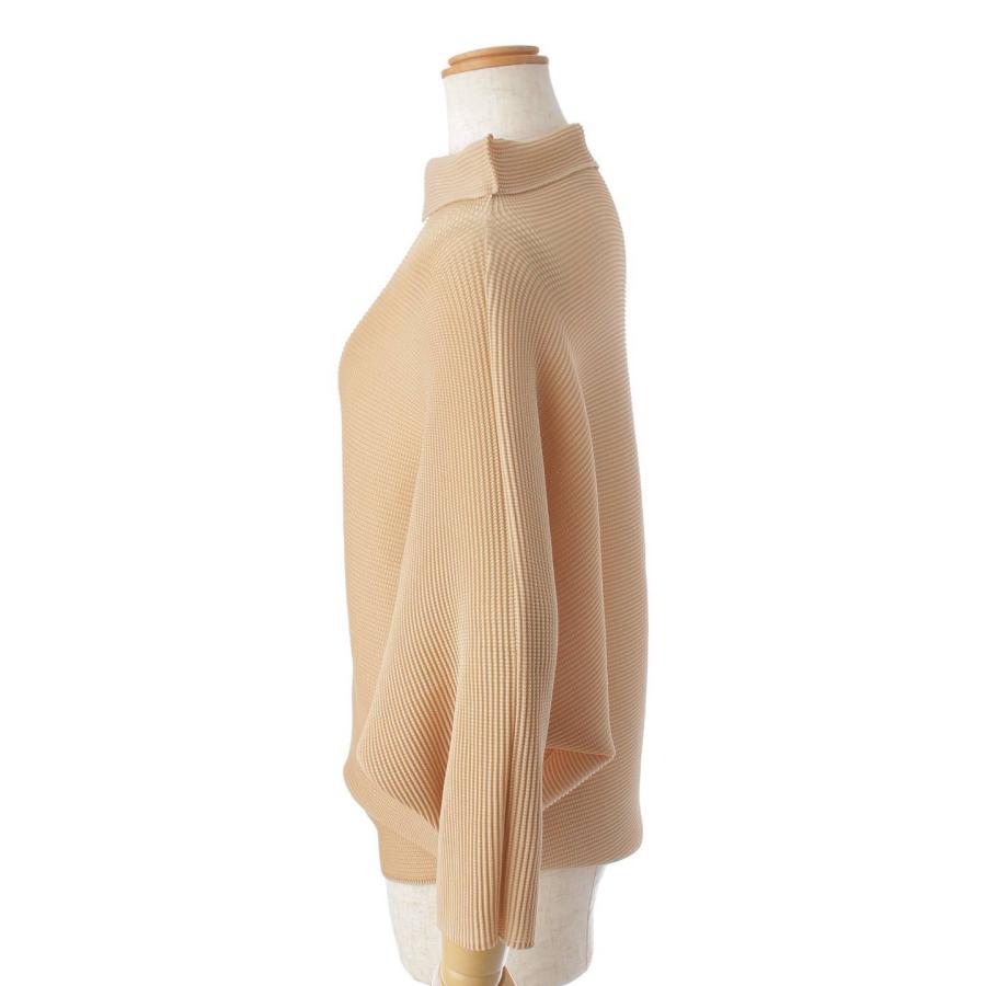 me ISSEY MIYAKE 【ミー イッセイミヤケ】me MIYAKE 23年 DOLMAN me ISSEY MIYAKE 【ミー イッセイミヤケ】me MIYAKE 23年 DOLMAN